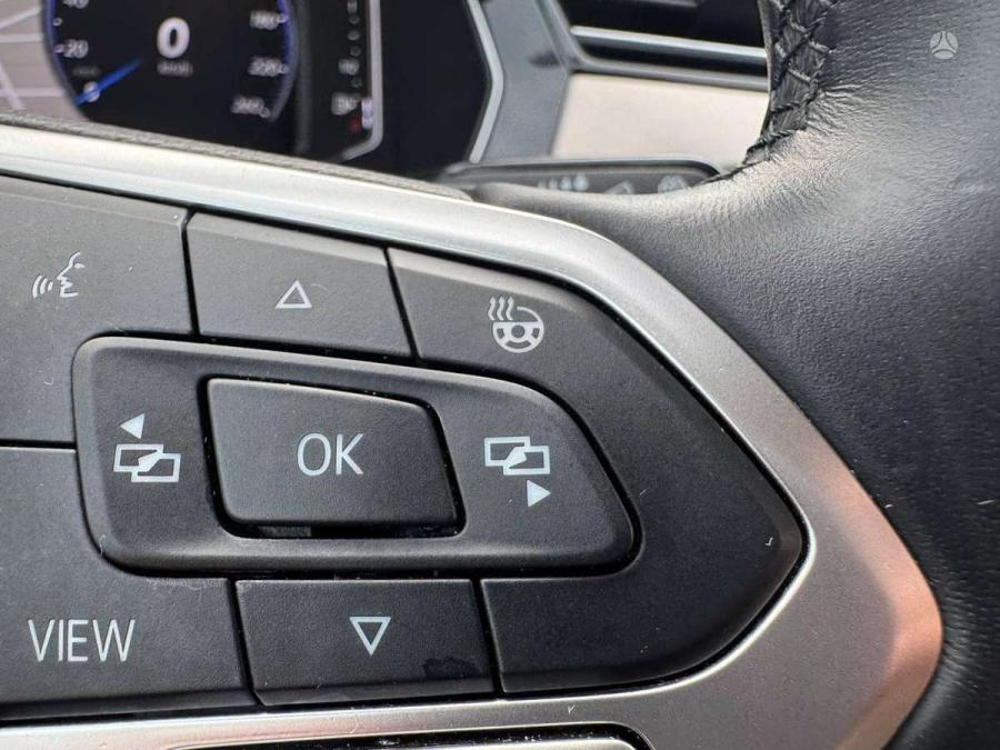 Grey Volkswagen Passat 2023 in Vilnius, with an engine capacity of 1.50 L and mileage of 99 thousand km for 23600 €, photo 20 on AUTOMOTO.COM.LV