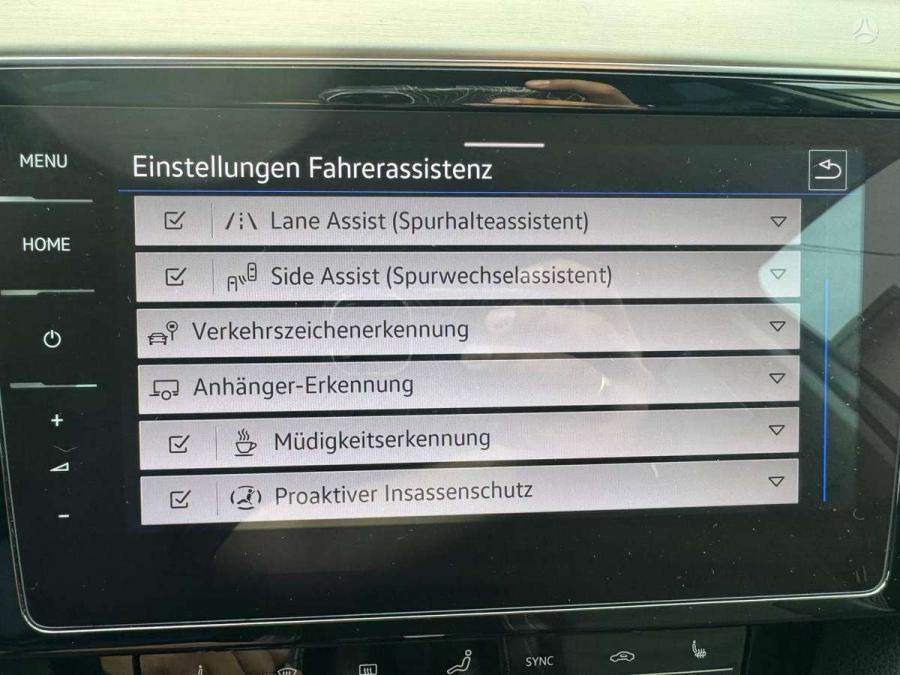 Grey Volkswagen Passat 2023 in Vilnius, with an engine capacity of 1.50 L and mileage of 99 thousand km for 23600 €, photo 27 on AUTOMOTO.COM.LV