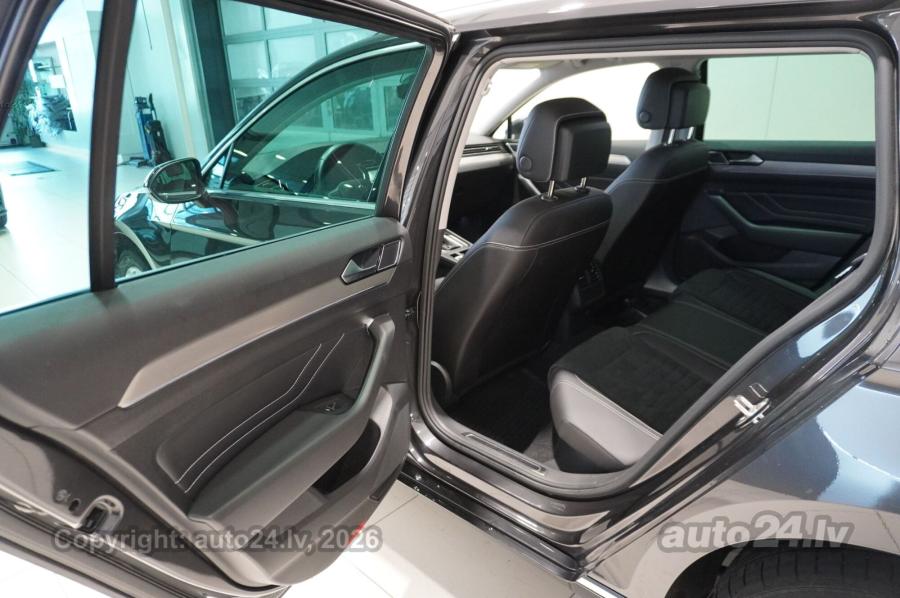 Pelēks Volkswagen Passat 2023 Tallina, ar dzinēja tilpumu 1.50 L un nobraukumu 40 tūkst. km par 23900 €, foto 10 vietnē AUTOMOTO.COM.LV