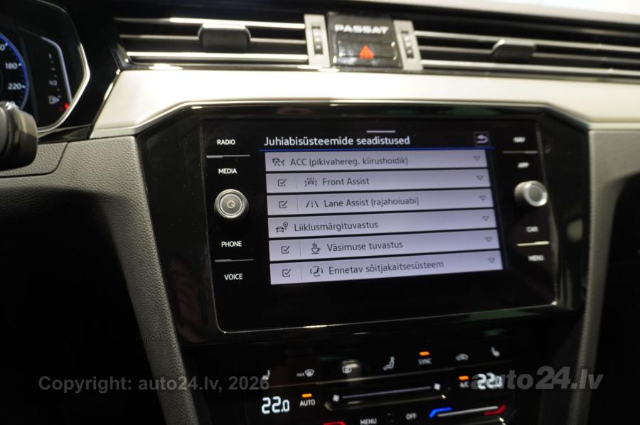 Pelēks Volkswagen Passat 2023 Tallina, ar dzinēja tilpumu 1.50 L un nobraukumu 40 tūkst. km par 23900 €, foto 21 vietnē AUTOMOTO.COM.LV
