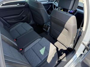 Pelēks Volkswagen Passat 2023 Viļņa, ar dzinēja tilpumu 1.40 L un nobraukumu 193 tūkst. km par 15500 €, foto 15 vietnē AUTOMOTO.COM.LV