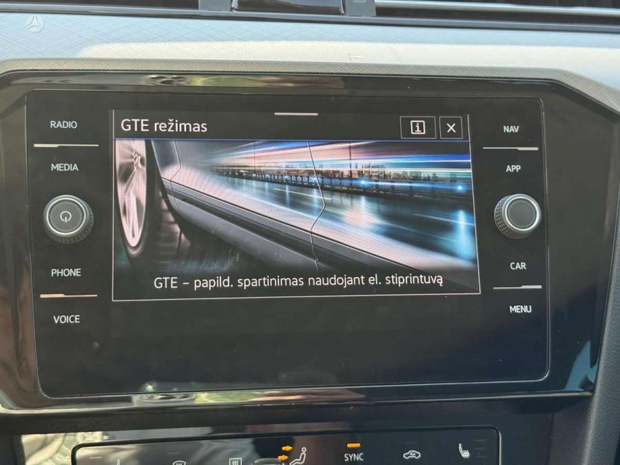 Pelēks Volkswagen Passat 2023 Viļņa, ar dzinēja tilpumu 1.40 L un nobraukumu 193 tūkst. km par 15500 €, foto 35 vietnē AUTOMOTO.COM.LV