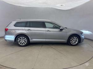 Grey Volkswagen Passat 2023 in Vilnius, with an engine capacity of 1.50 L and mileage of 22 thousand km for 25050 €, photo 5 on AUTOMOTO.COM.LV