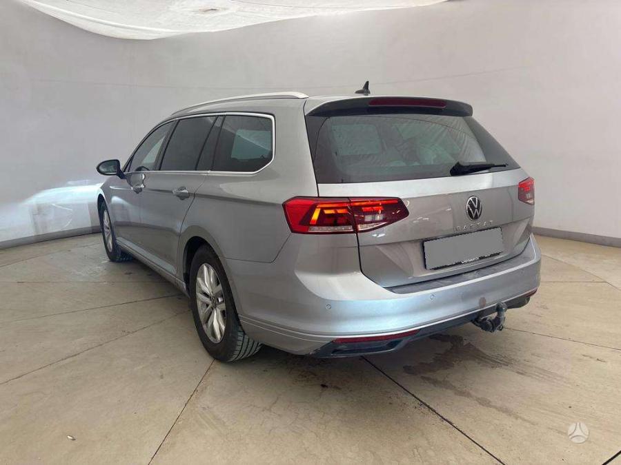 Grey Volkswagen Passat 2023 in Vilnius, with an engine capacity of 1.50 L and mileage of 22 thousand km for 25050 €, photo 7 on AUTOMOTO.COM.LV
