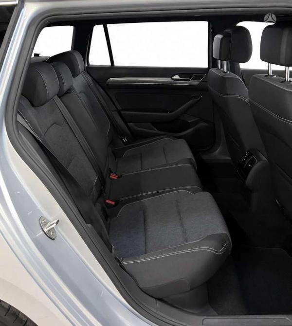 Grey Volkswagen Passat 2023 in Kaunas, with an engine capacity of 1.97 L and mileage of 153 thousand km for 18800 €, photo 10 on AUTOMOTO.COM.LV