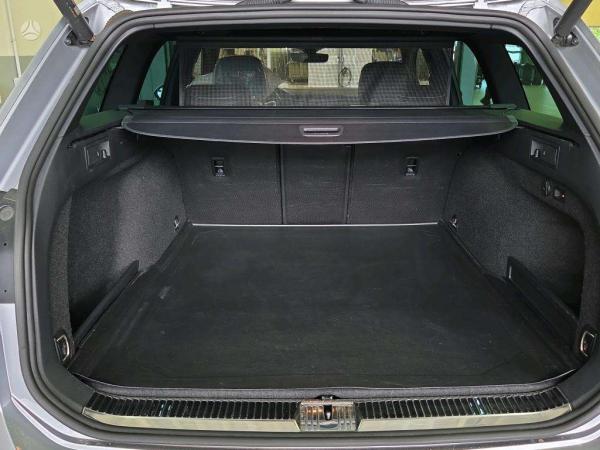 Grey Volkswagen Passat 2023 in Vilnius, with an engine capacity of 1.97 L and mileage of 139 thousand km for 24555 €, photo 8 on AUTOMOTO.COM.LV