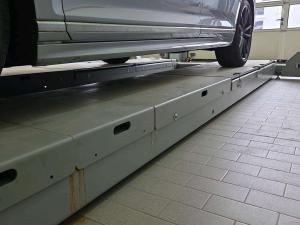 Grey Volkswagen Passat 2023 in Vilnius, with an engine capacity of 1.97 L and mileage of 139 thousand km for 24555 €, photo 12 on AUTOMOTO.COM.LV