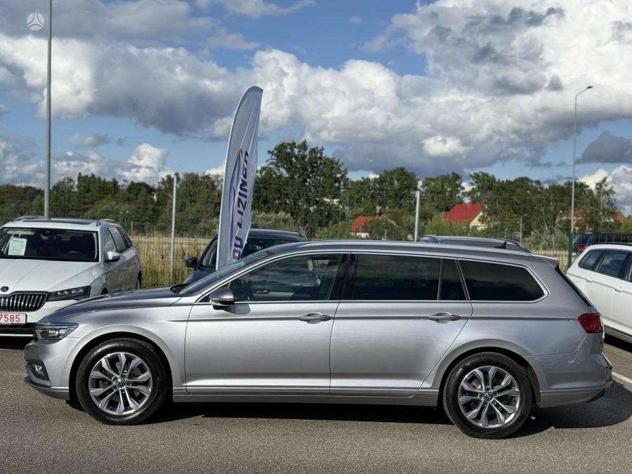 Pelēks Volkswagen Passat 2023 Viļņa, ar dzinēja tilpumu 1.97 L un nobraukumu 209 tūkst. km par 14999 €, foto 14 vietnē AUTOMOTO.COM.LV