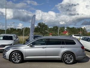 Pelēks Volkswagen Passat 2023 Viļņa, ar dzinēja tilpumu 1.97 L un nobraukumu 209 tūkst. km par 14999 €, foto 15 vietnē AUTOMOTO.COM.LV