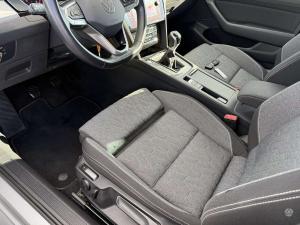Pelēks Volkswagen Passat 2023 Viļņa, ar dzinēja tilpumu 1.97 L un nobraukumu 209 tūkst. km par 14999 €, foto 32 vietnē AUTOMOTO.COM.LV