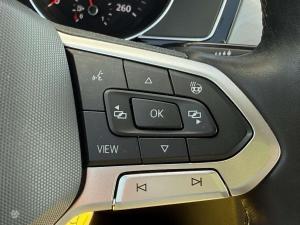 Pelēks Volkswagen Passat 2023 Viļņa, ar dzinēja tilpumu 1.97 L un nobraukumu 209 tūkst. km par 14999 €, foto 39 vietnē AUTOMOTO.COM.LV