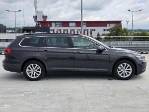 Grey Volkswagen Passat 2023 in Vilnius, with an engine capacity of 1.50 L and mileage of 92 thousand km for 19380 €, photo 7 on AUTOMOTO.COM.LV
