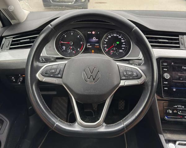 Pelēks Volkswagen Passat 2023 Tauragė, ar dzinēja tilpumu 2.00 L un nobraukumu 214 tūkst. km par 12705 €, foto 9 vietnē AUTOMOTO.COM.LV