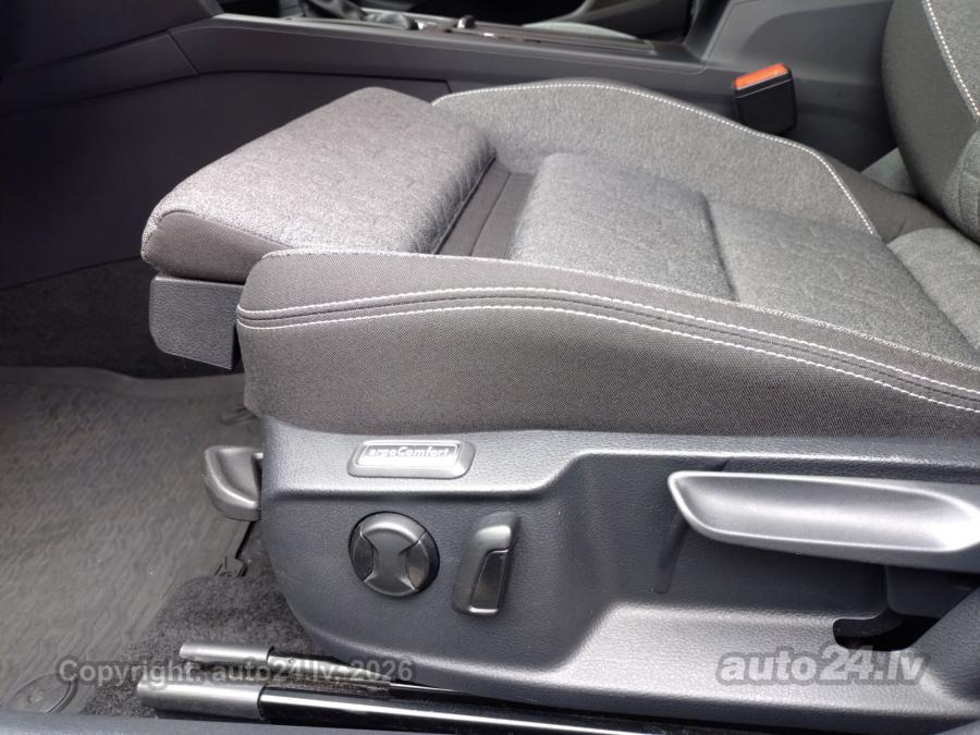 Pelēks Volkswagen Passat 2023 Tallina, ar dzinēja tilpumu 1.50 L un nobraukumu 72 tūkst. km par 22890 €, foto 7 vietnē AUTOMOTO.COM.LV