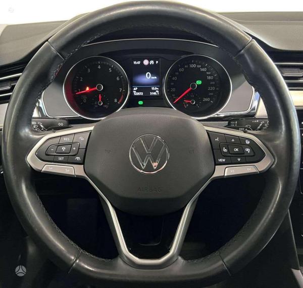Pelēks Volkswagen Passat 2023 Kauņa, ar dzinēja tilpumu 1.98 L un nobraukumu 123 tūkst. km par 21900 €, foto 6 vietnē AUTOMOTO.COM.LV