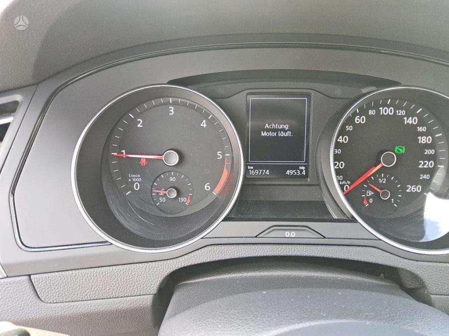 Pelēks Volkswagen Passat 2023 Viļņa, ar dzinēja tilpumu 1.97 L un nobraukumu 170 tūkst. km par 15500 €, foto 7 vietnē AUTOMOTO.COM.LV