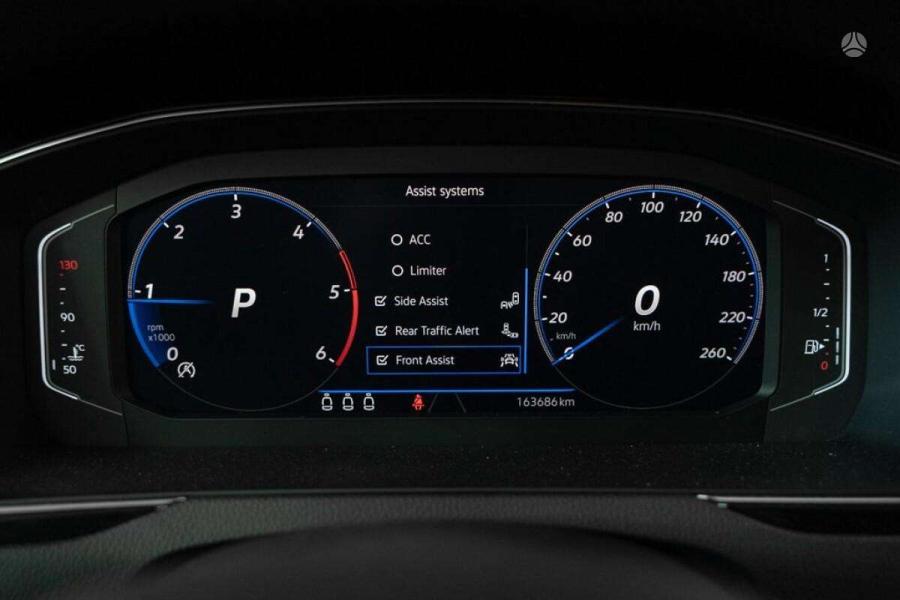 Pelēks Volkswagen Passat 2023 Viļņa, ar dzinēja tilpumu 2.00 L un nobraukumu 164 tūkst. km par 21700 €, foto 12 vietnē AUTOMOTO.COM.LV