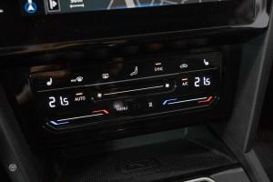 Pelēks Volkswagen Passat 2023 Viļņa, ar dzinēja tilpumu 2.00 L un nobraukumu 164 tūkst. km par 21700 €, foto 17 vietnē AUTOMOTO.COM.LV