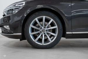 Pelēks Volkswagen Passat 2023 Viļņa, ar dzinēja tilpumu 2.00 L un nobraukumu 164 tūkst. km par 21700 €, foto 23 vietnē AUTOMOTO.COM.LV
