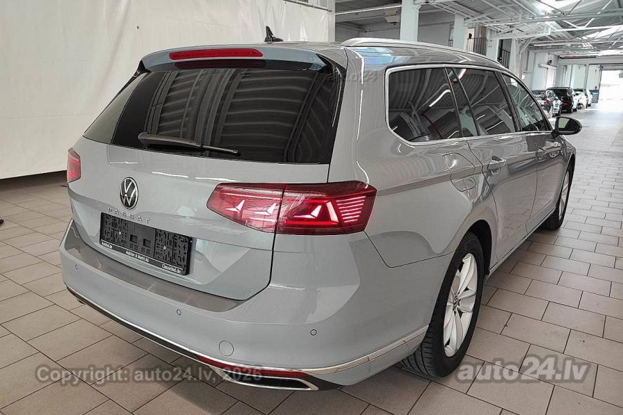 Pelēks Volkswagen Passat 2023 Tallina, ar dzinēja tilpumu 2.00 L un nobraukumu 145 tūkst. km par 21995 €, foto 5 vietnē AUTOMOTO.COM.LV