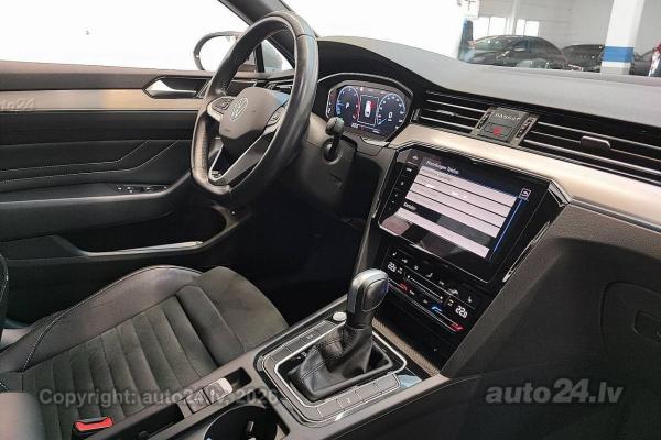 Grey Volkswagen Passat 2023 in Tallinn, with an engine capacity of 2.00 L and mileage of 145 thousand km for 21995 €, photo 6 on AUTOMOTO.COM.LV