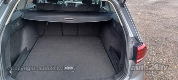 Grey Volkswagen Passat 2023 in Tartu, with an engine capacity of 2.00 L and mileage of 190 thousand km for 15999 €, photo 5 on AUTOMOTO.COM.LV