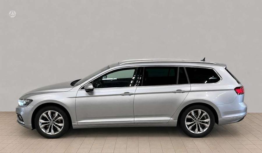 Pelēks Volkswagen Passat 2023 Kauņa, ar dzinēja tilpumu 1.97 L un nobraukumu 177 tūkst. km par 18600 €, foto 3 vietnē AUTOMOTO.COM.LV
