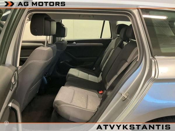 Pelēks Volkswagen Passat 2023 Viļņa, ar dzinēja tilpumu 1.50 L un nobraukumu 101 tūkst. km par 18900 €, foto 6 vietnē AUTOMOTO.COM.LV