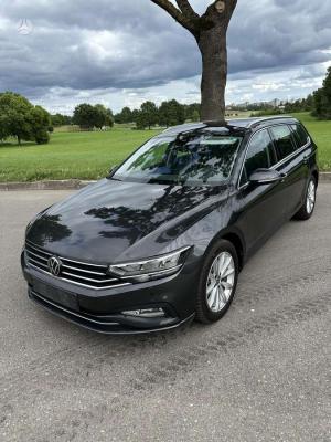 Grey Volkswagen Passat 2023 in Kaunas, with an engine capacity of 1.97 L and mileage of 174 thousand km for 14400 €, photo  on AUTOMOTO.COM.LV