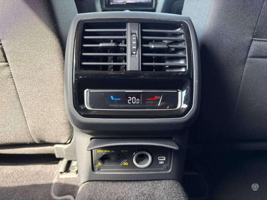 Pelēks Volkswagen Passat 2023 Viļņa, ar dzinēja tilpumu 1.97 L un nobraukumu 195 tūkst. km par 15500 €, foto 16 vietnē AUTOMOTO.COM.LV