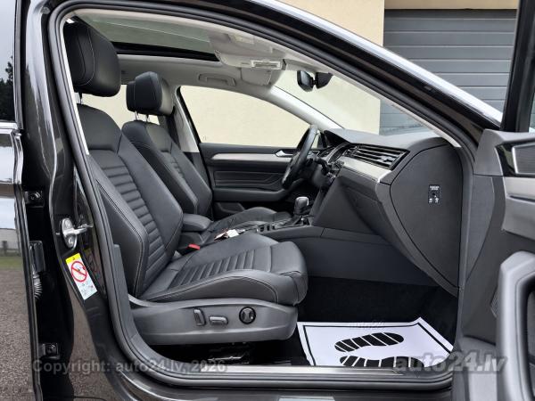 Grey Volkswagen Passat 2023 in Parnu, with an engine capacity of 2.00 L and mileage of 135 thousand km for 24990 €, photo 11 on AUTOMOTO.COM.LV