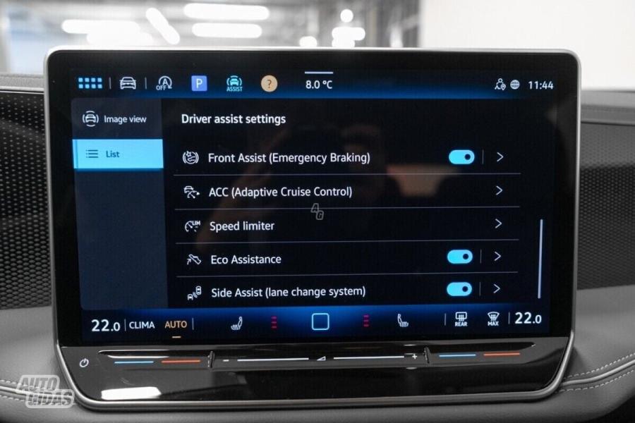 Серый Фольксваген Пассат 2024 в Вильнюс, объемом двигателя 1.50 л и пробегом 56 тыс. км за 29900 €, фото 17 на AUTOMOTO.COM.LV