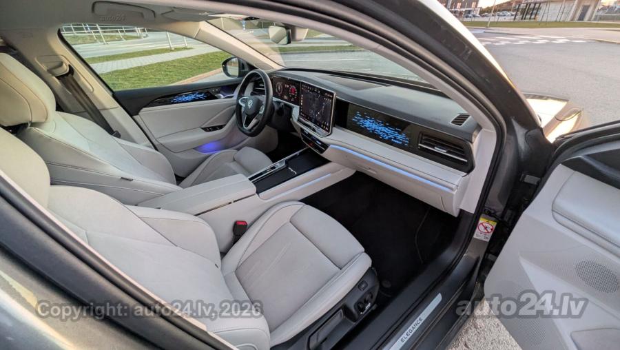Grey Volkswagen Passat 2024 in Tallinn, with an engine capacity of 1.50 L and mileage of 50 thousand km for 35900 €, photo 14 on AUTOMOTO.COM.LV