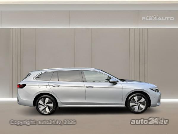 Grey Volkswagen Passat 2024 in Tallinn, with an engine capacity of 1.50 L and mileage of 21 thousand km for 30990 €, photo 2 on AUTOMOTO.COM.LV
