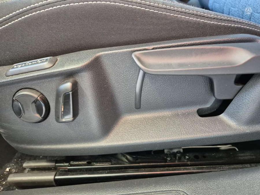 Pelēks Volkswagen Passat 2024 Viļņa, ar dzinēja tilpumu 1.50 L un nobraukumu 91 tūkst. km par 12490 €, foto 10 vietnē AUTOMOTO.COM.LV