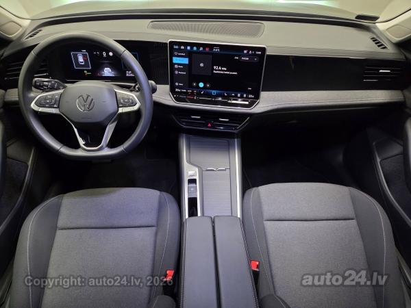 Grey Volkswagen Passat 2024 in Tallinn, with an engine capacity of 1.50 L and mileage of 40 thousand km for 26900 €, photo 5 on AUTOMOTO.COM.LV