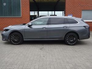 Pelēks Volkswagen Passat 2024 Jonava, ar dzinēja tilpumu 1.50 L un nobraukumu 21 tūkst. km par 17400 €, foto 6 vietnē AUTOMOTO.COM.LV