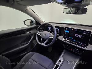Серый Фольксваген Пассат 2024 в Таллин, объемом двигателя 1.50 л и пробегом 44 тыс. км за 26900 €, фото 12 на AUTOMOTO.COM.LV