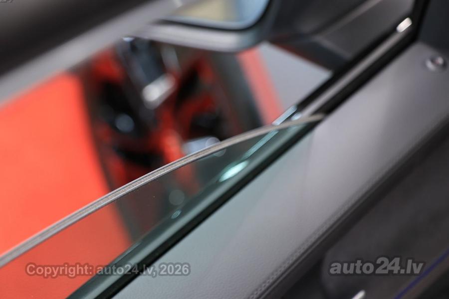 Grey Volkswagen Passat 2024 in Tallinn, with an engine capacity of 2.00 L and mileage of 38 thousand km for 40995 €, photo 27 on AUTOMOTO.COM.LV