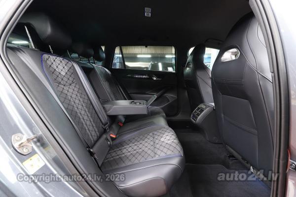 Volkswagen Passat 2025 in Tallinn on AUTOMOTO.COM.LV Grey Volkswagen Passat 2025 in Tallinn, with an engine capacity of 2.00 L and mileage of 32 thousand km for 42495 €, photo 11 on AUTOMOTO.COM.LV