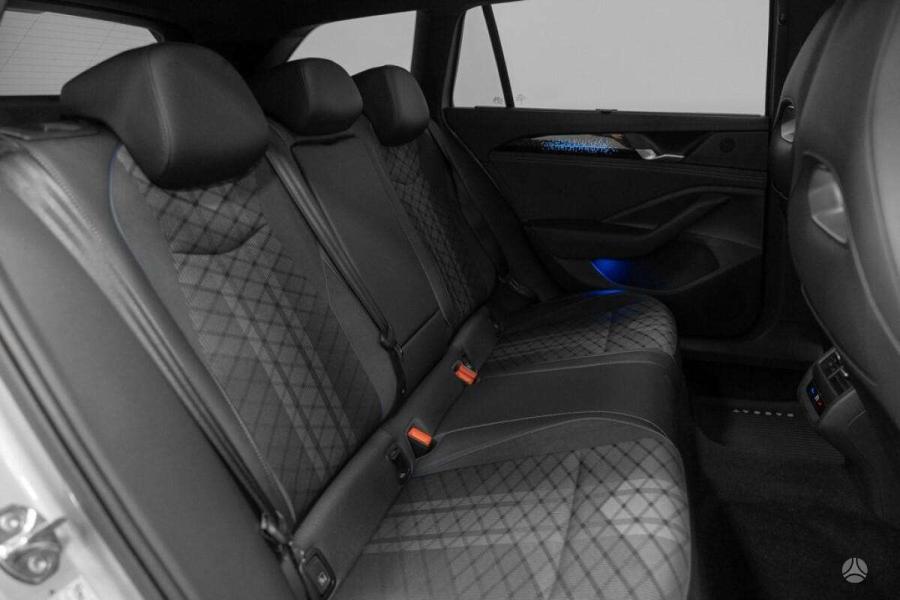 Grey Volkswagen Passat 2025 in Vilnius, with an engine capacity of 1.50 L and mileage of 26 thousand km for 35950 €, photo 9 on AUTOMOTO.COM.LV