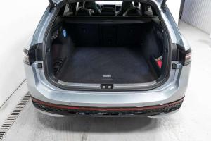 Grey Volkswagen Passat 2025 in Vilnius, with an engine capacity of 1.50 L and mileage of 26 thousand km for 35950 €, photo 27 on AUTOMOTO.COM.LV