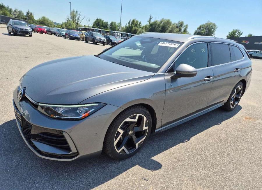 Pelēks Volkswagen Passat 2026 Klaipėda, ar dzinēja tilpumu 1.97 L un nobraukumu 3 tūkst. km par 17500 €, foto 4 vietnē AUTOMOTO.COM.LV