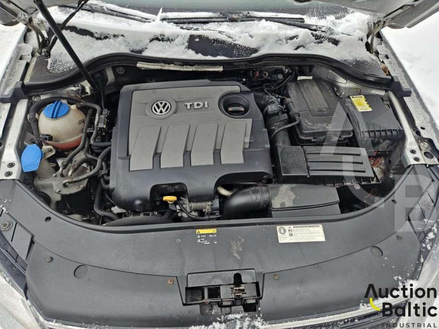 Volkswagen Passat 2013 in Klaipeda, with an engine capacity of 1.60 L and mileage of 481 thousand km for 1000 €, photo 12 on AUTOMOTO.COM.LV