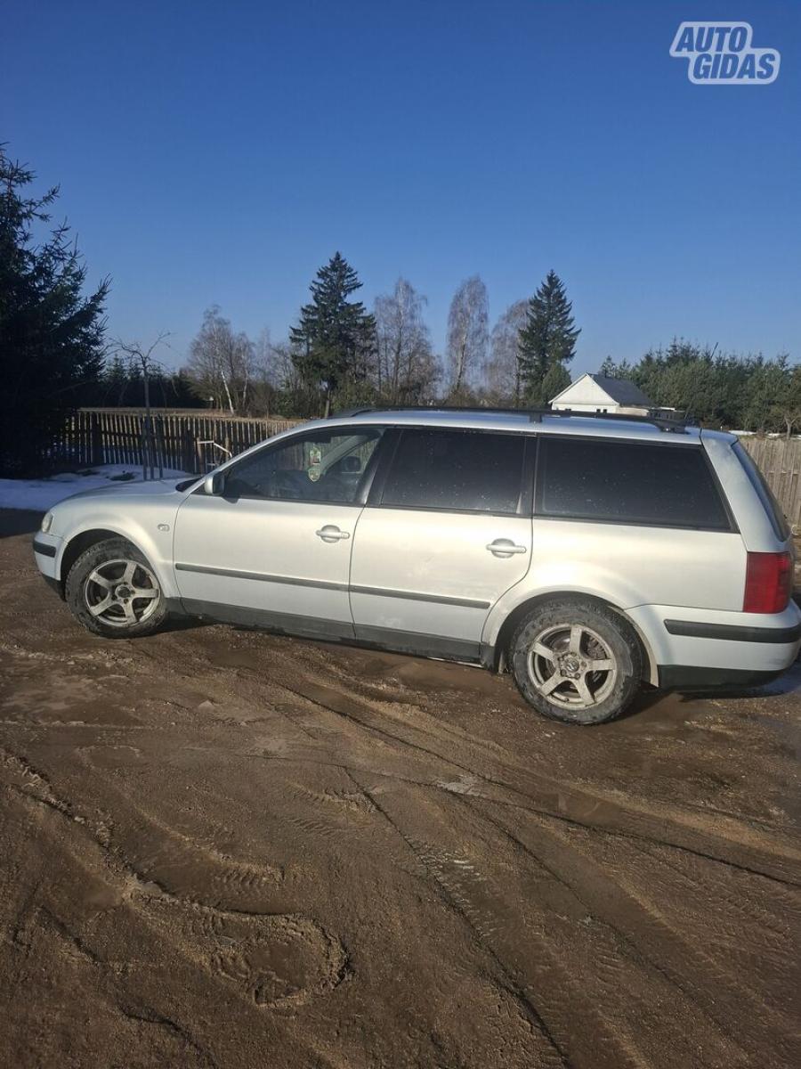 Volkswagen Passat 1999 Elektrėnai, ar dzinēja tilpumu 1.90 L un nobraukumu 335 tūkst. km par 990 €, foto 4 vietnē AUTOMOTO.COM.LV