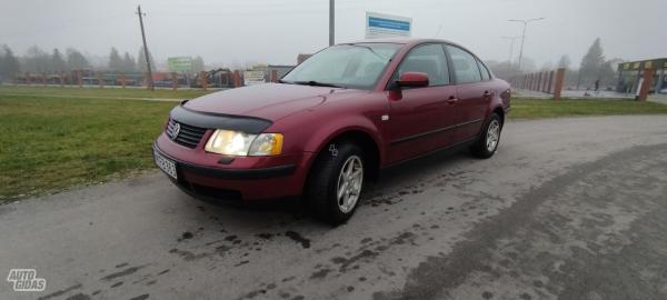 Red Volkswagen Passat 1999 in Radviliskis, with an engine capacity of 1.80 L and mileage of 262 thousand km for 950 €, photo 3 on AUTOMOTO.COM.LV