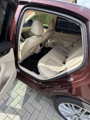 Красный Фольксваген Пассат 2013 в Вильнюс, объемом двигателя 1.97 л и пробегом 180 тыс. км за 6700 €, фото 9 на AUTOMOTO.COM.LV