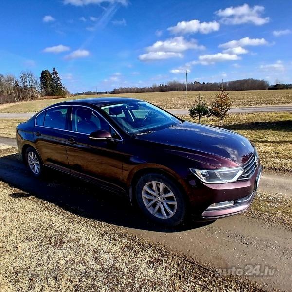 Red Volkswagen Passat 2015 in Tallinn, with an engine capacity of 1.40 L and mileage of 277 thousand km for 9900 €, photo 1 on AUTOMOTO.COM.LV