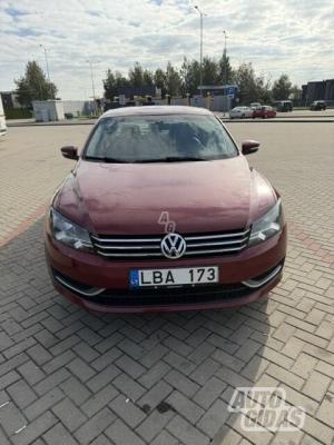 Sarkans Volkswagen Passat 2015 Druskininkai, ar dzinēja tilpumu 1.80 L un nobraukumu 161 tūkst. km par 6500 €, foto  vietnē AUTOMOTO.COM.LV