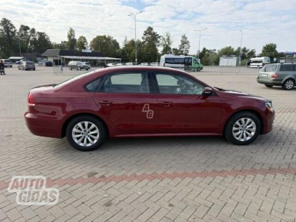 Красный Фольксваген Пассат 2015 в Друскининкай, объемом двигателя 1.80 л и пробегом 161 тыс. км за 6500 €, фото 4 на AUTOMOTO.COM.LV